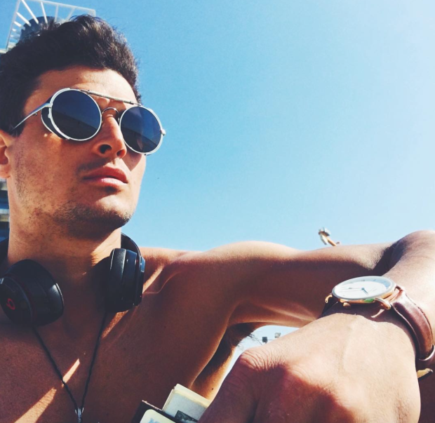 Evan Betts — So Cosmo — Bio, Age, Photos, Wiki – Ok! Here's the ...