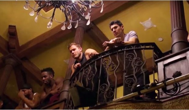 Becca Bowl blood bath -- Clay Harbor hurts wrist -- David Ravitz ...